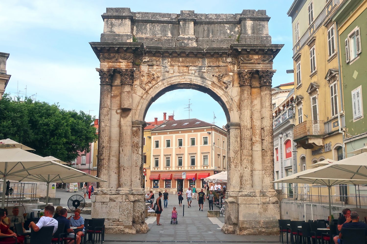 Insidertipps für Pula: 9 Highlights, die man in Pula nicht verpassen darf Insidertipps für Pula: 9 Highlights, die man in Pula nicht verpassen darf