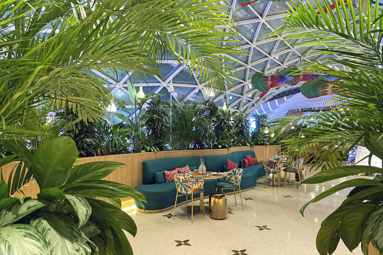 Luxus-Lounge in Doha: Al Mourjan Business Lounge – The Garden